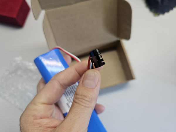 ПРОДАМ Аккумулятор для робот пылесоса 14.8v 3200mah для Xiaomi MOP P