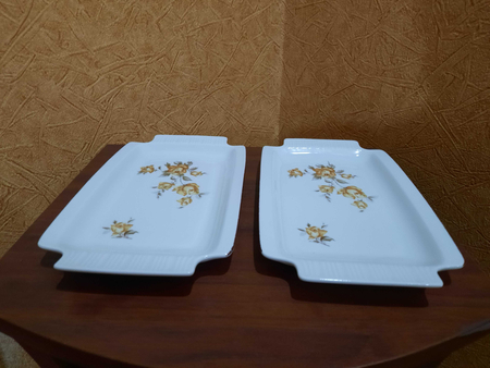 Красивые фарфоровые блюда, 