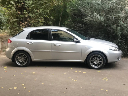 Daeewoo lacetti 1.8 хэтчбек
