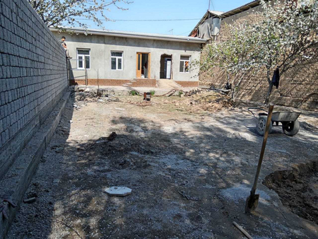 Янгийўл ленинизмда уй сотилади