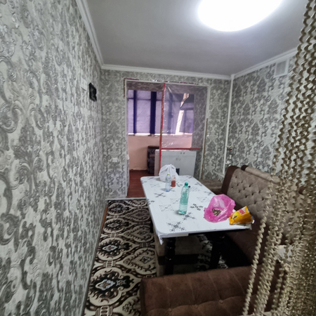 Продаётся дом 1 комната на 2 этаже шота руставили ор 51 школа