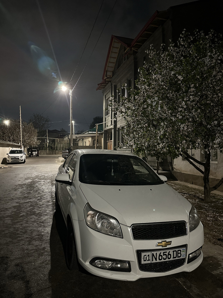 Nexia 3 white, oq