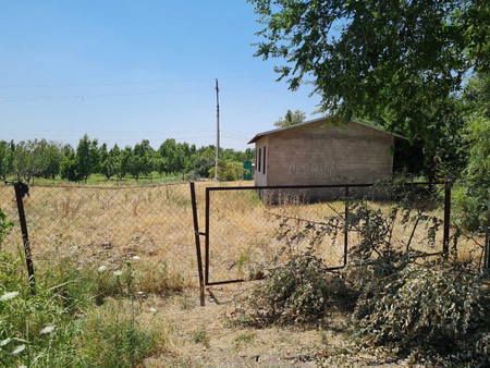 Земельный участок с домом
