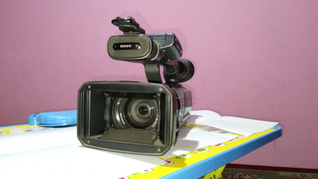 Sony HDV kamerasi sotiladi