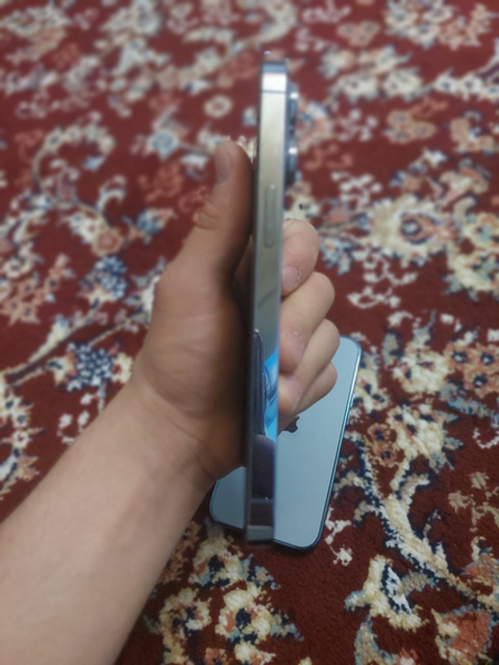 Iphone 13 pro za/a kar dok bor Insha Alloh ideal tel yomkost 88%