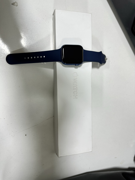 Apple Watch. 7 series. Blue. 45mm