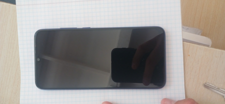 Redmi7 sotiladi original tech narsasi almashmagan holati zoʻr