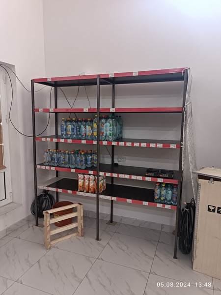 Полки для склада продаются