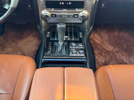 Lexus GX460 год в идеальном состоянии возможно приобрести в рассрочку