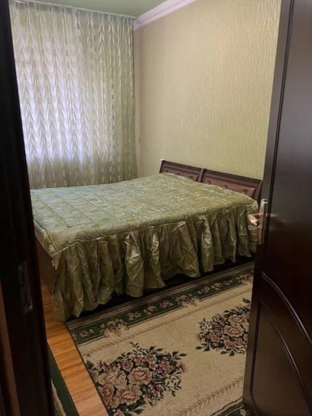 Юнусабад 19 кв Хорошая  квартира  4/2/5 с ремонтом и мебелью 92 кв м