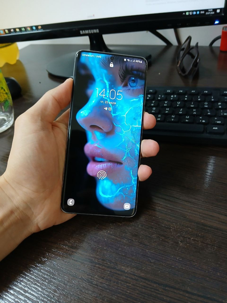 Samsung galaxy s20 Plus 8/128