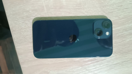 Iphone 13 mini .