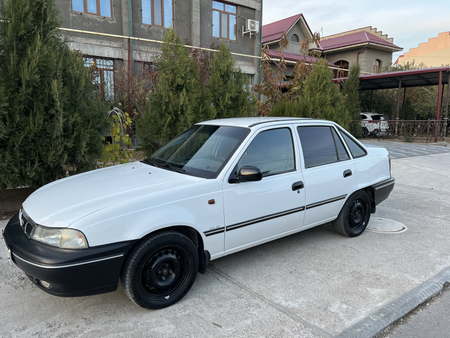 Nexia 1 sons tramblor  luks sotiladi