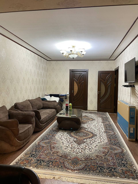Chilonzor metro 16kv 2xona hamma sharoyitlari bor