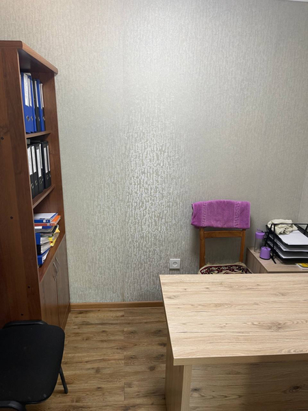 Продается нежилое помещение в центре Ц-1