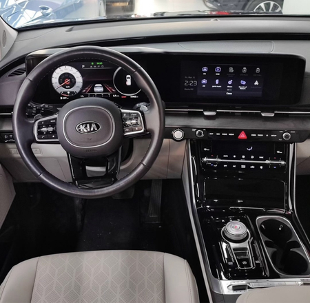 KIA Carnival Автомобиль 100% растаможен