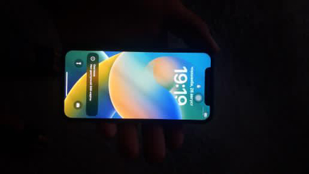 Iphone x modeli yemkost 100 uselenniy dak karopka full zor ishlidi