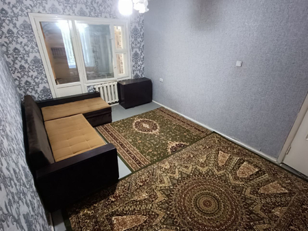 Продам 1-ком квартиру на Сергели-7 вдоль линии метро