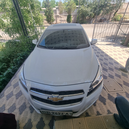 Malibu 1  sotiladi. 6660km yurigan.