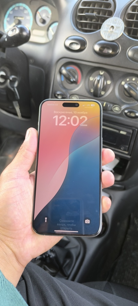 iPhone 15pro max 256 tali