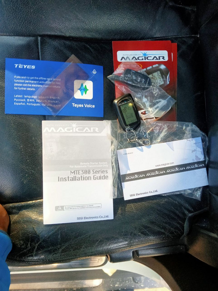 Kobaltga chehol ,ravonchaga 3D polik , video registrater Lenovo .