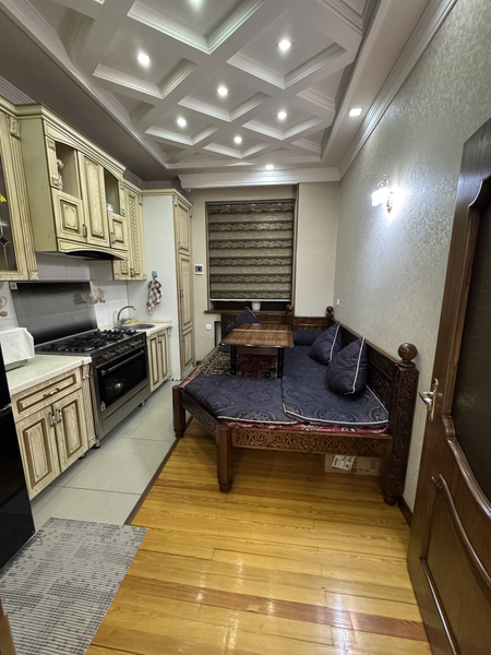 Продается 4 ком кв Кара камыш 1/4