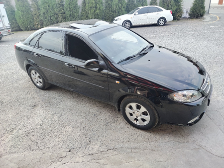 Lasetti jentra qilingan sotiladi.  Polniy kraska.  Rodnoyga sepilgan.