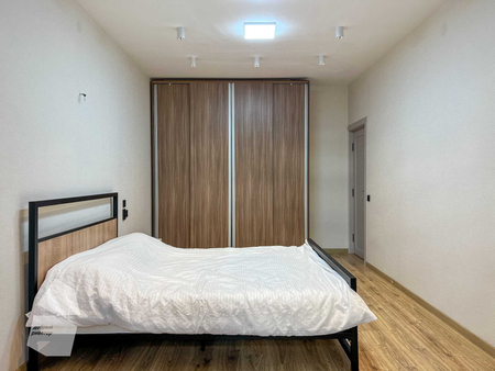 (Добрый) Госпиталка, 57 м², 2/2/9, Светлый, Ничего лишнего