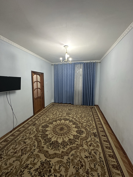 Срочно продажа Массив Феруза  1в2/3/4 балкон 1.5/3
