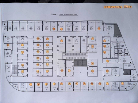 Alfa Trade Center 1-qavatdan do'konlar sotiladi