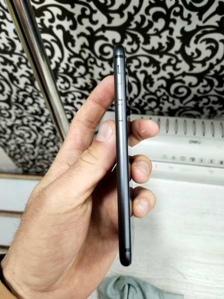 iPhone 8 srocho.