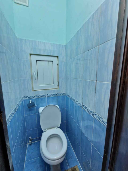 Чил Ц квартал
2/2/4 48м² бал:1.5*3 
Ор-р: метро Чиланзар