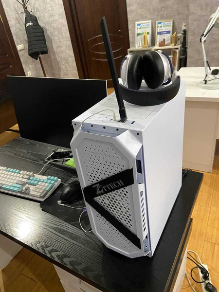 Personal Computer  O'lchami: 27 inch AMD RYZEN 5 5800 6 yader 12 patok