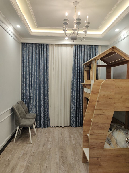 Продаётся на М.Горького новостройка 3ком