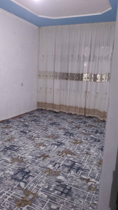 Срочно 3х сдаётся Базар Наваи центре