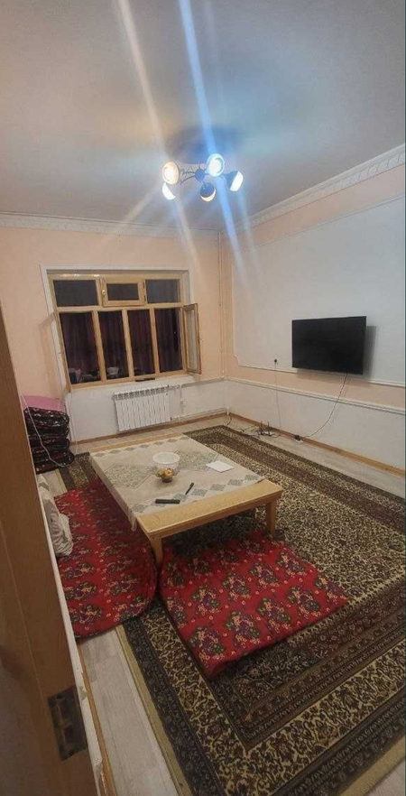 Срочно продаётся квартира Феруза 5/1/5/балкон 2*6