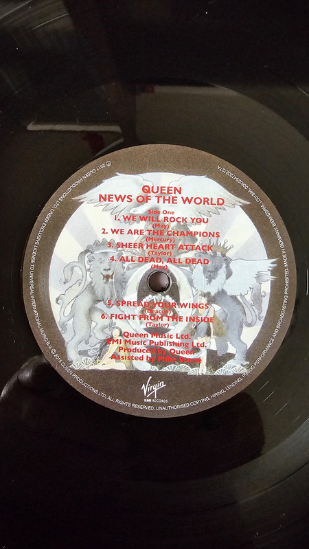 Продается виниловый диск  QUEEN-THE NEWS OF THE WORLD,1977 г.