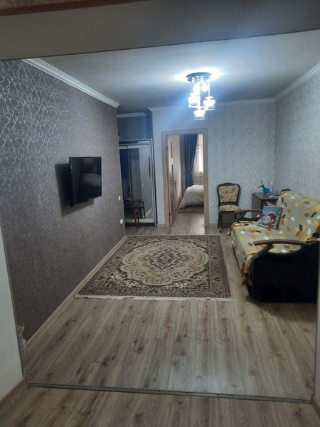 Mirobod tuman 2 xonali hamma sharoitlar bor lubboyiga 500$