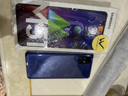 Samsung M51 telefon