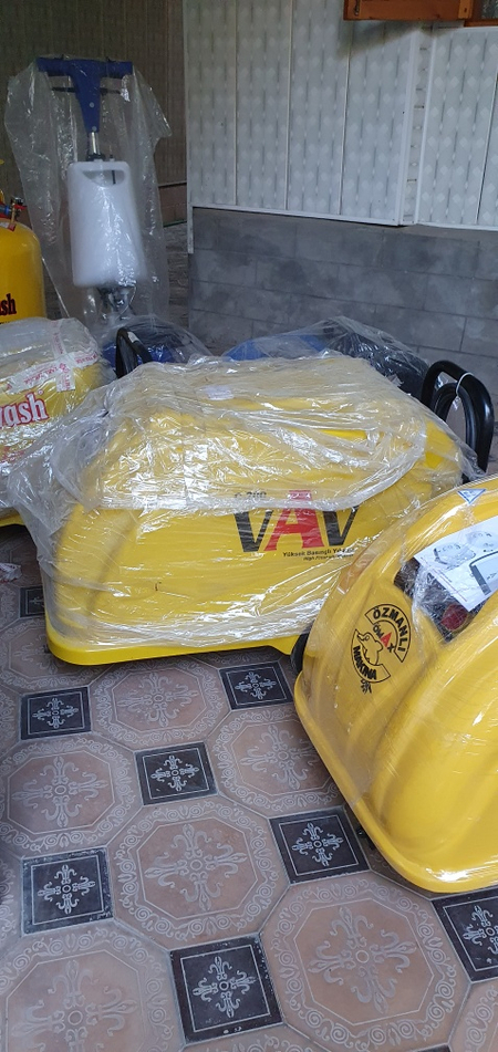 Karcher Omax  Tуретские 
Для Мойки.