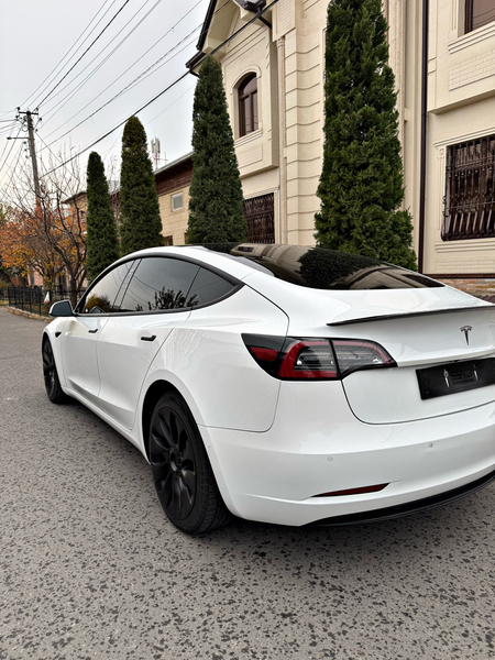 Tesla model 3 Standart Long Range 2021 Состаяние Идеално 100%Топтоза