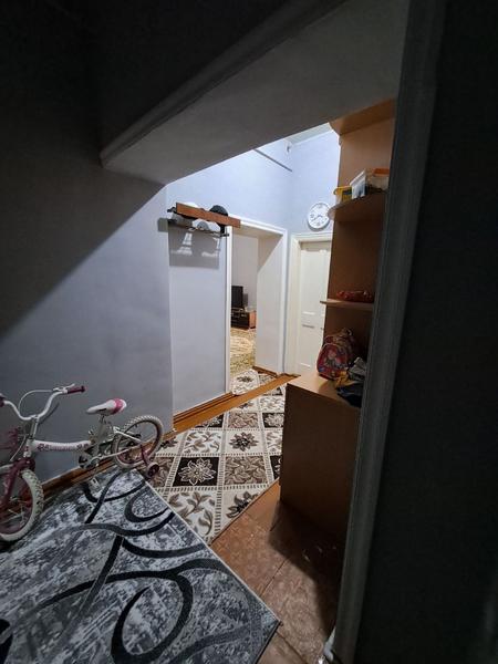 Продаётся квартира в центре Чирчик