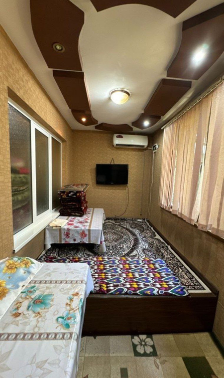 Yunsobod 18 kv 2/1/4/59 m2 xama narsasi bn qoladi