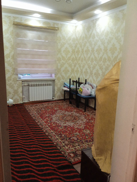 На Ц квартале Чиланзарского района продается квартира. 4/8/9