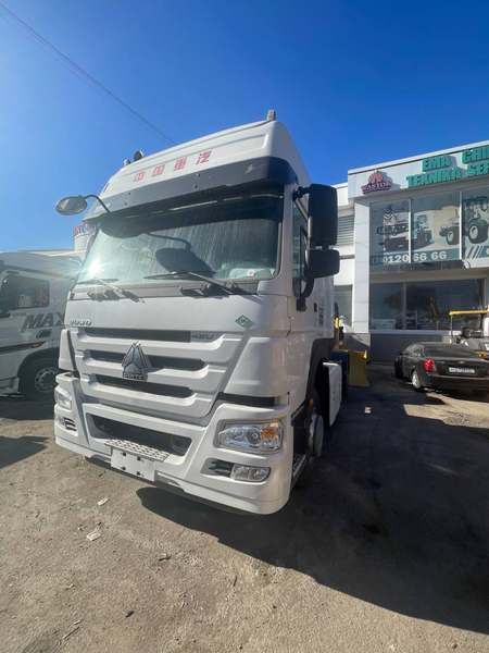 Скидка SINOTRUK HOWO Тягач 4*2   1 мостлик
