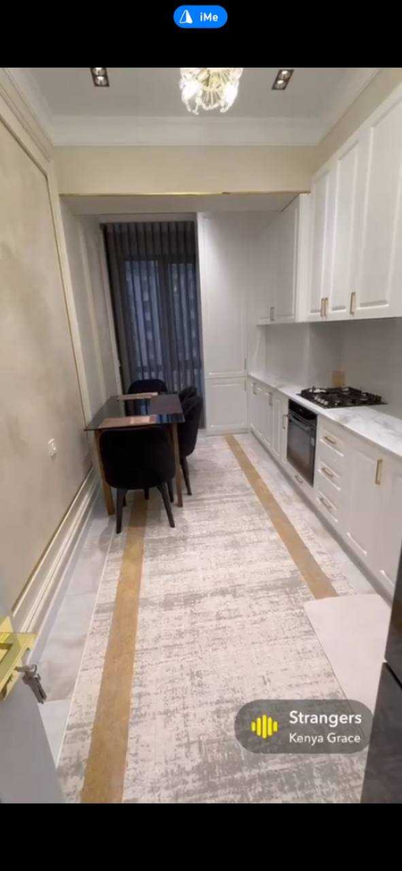 Сдаётся квартира 77 кв. 2 комнатни.7 этаж.новастройка