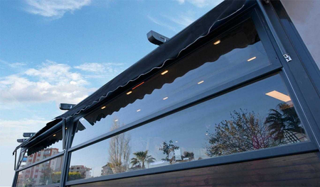Остекление гильотины. Раздвижные автоматические окна