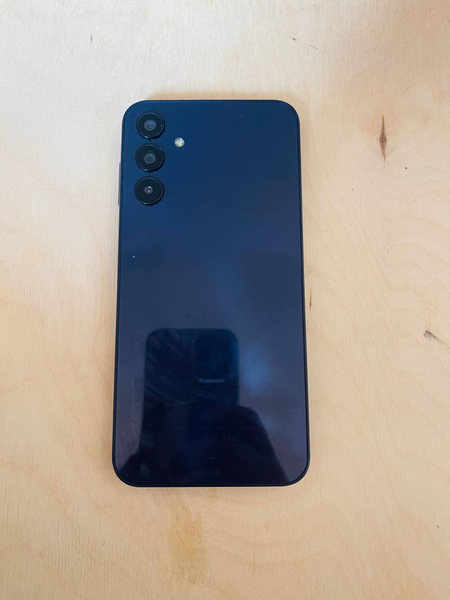 samsung a 15 hotirasai 128 talik kar dok bor