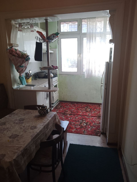 Продаётся 3/2/5 . Юнусабад 15кв. Конечка 91 автобуса.