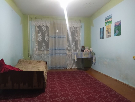 Здаётся двух комнатная квартира в 5амкр дом 14 КВ 1